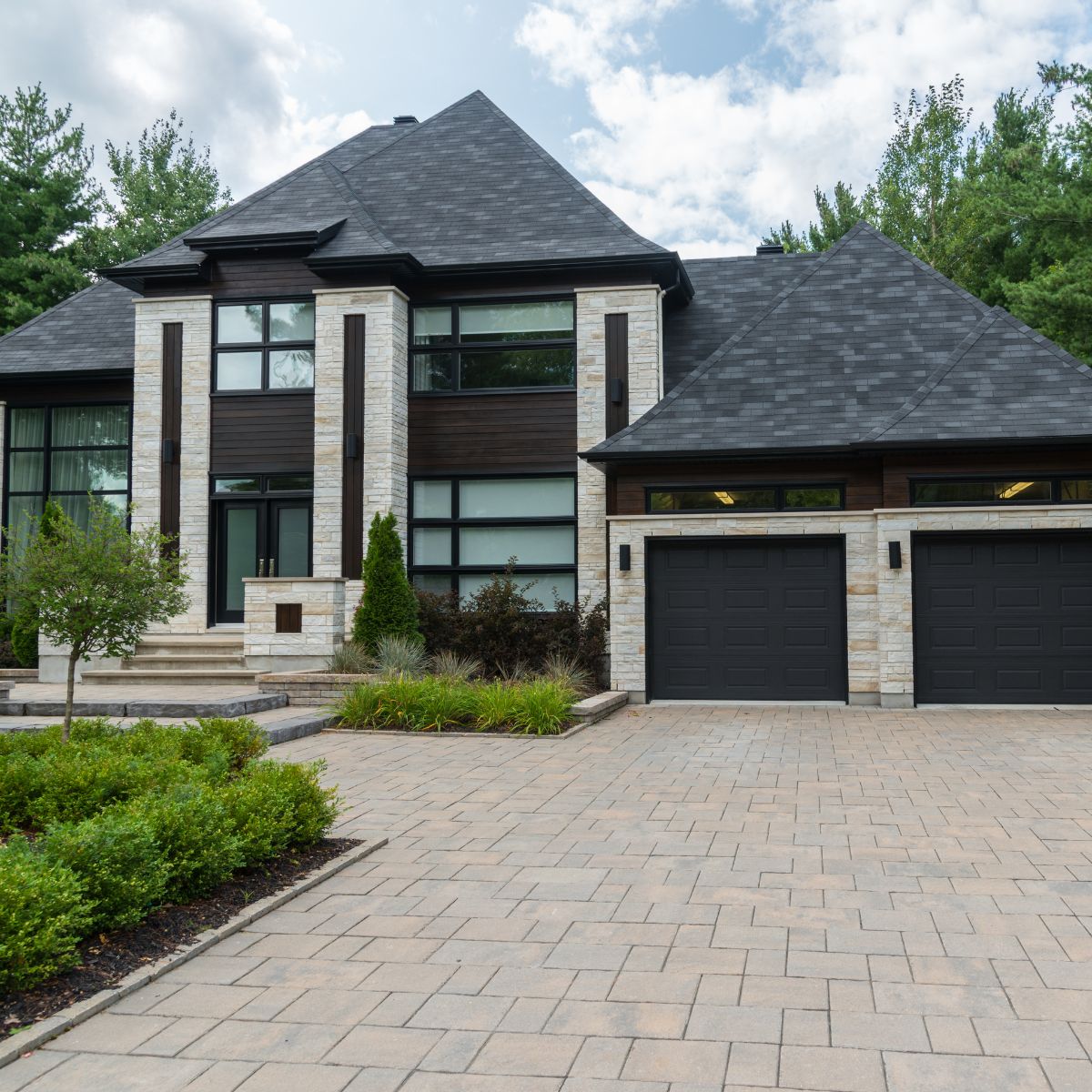 Exploring The Latest Trends in Custom Home Design | P38